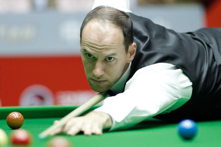 Marco Fu Denied Comeback Win by Ian Burns | SnookerHQ.com
